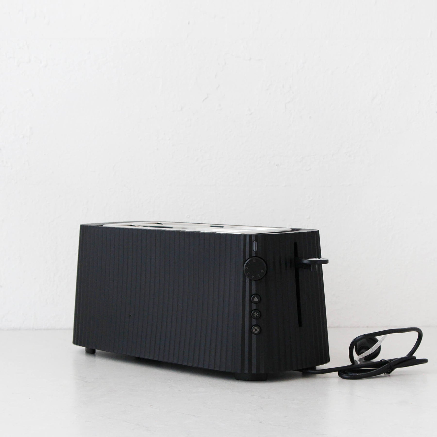 25% LTD SALE | ALESSI | PLISSE TOASTER | 4 SLICE | MATTE BLACK – Living ...