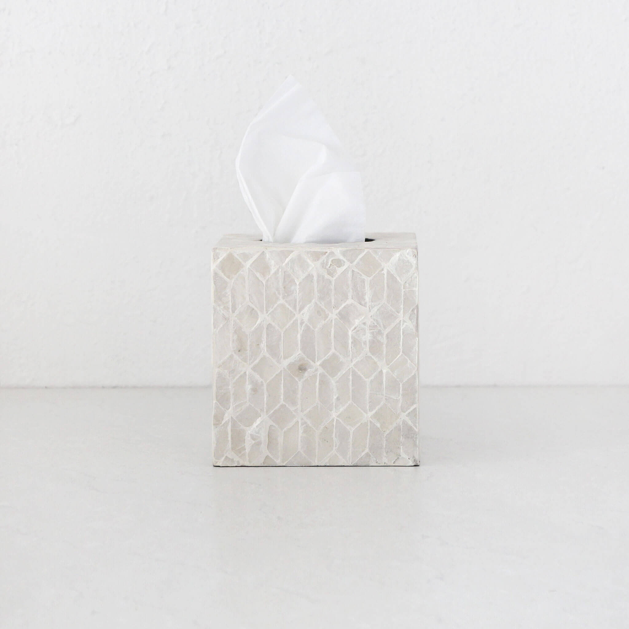 BELLE INLAY TISSUE BOX COVER | SQUARE | IVORY RESIN – Living By Design