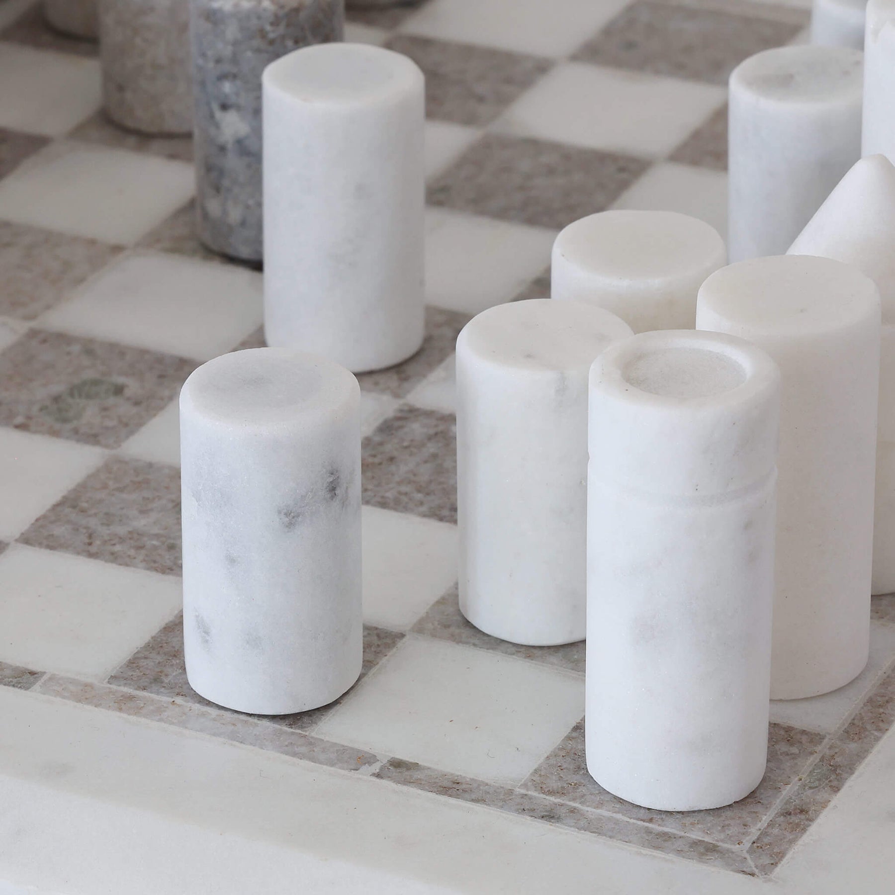 GAMBIT MARBLE CHESS SET | BEIGE + WHITE MARBLE – Living By Design