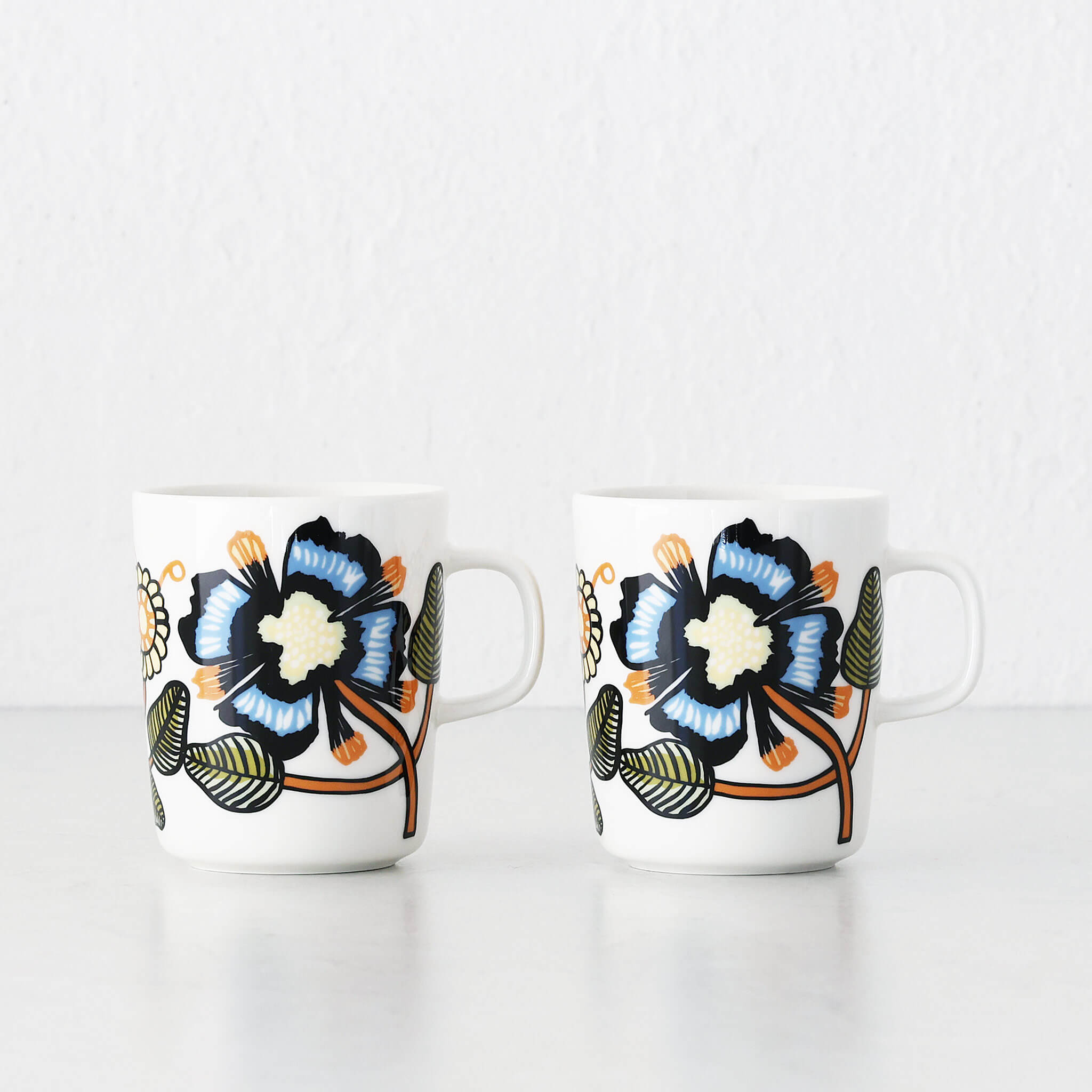 MARIMEKKO | TIARA OIVA MUG 2.5DL BUNDLE X2 | WHITE + WARM ORANGE + GRE ...