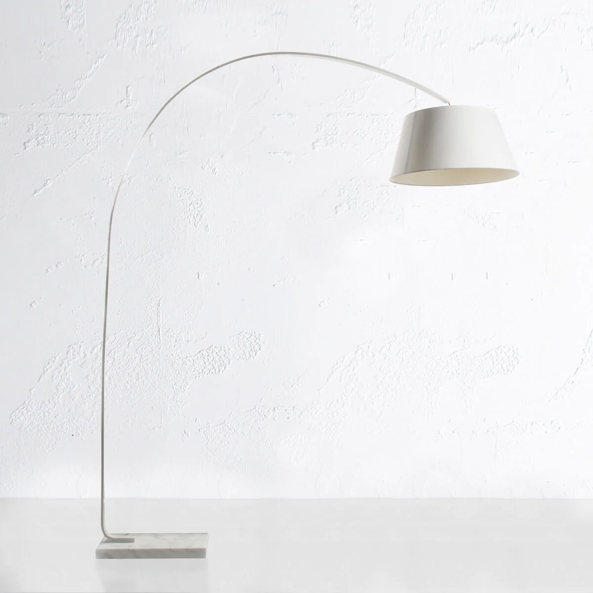 ARC FLOOR LAMP | WHITE – Living By Design
